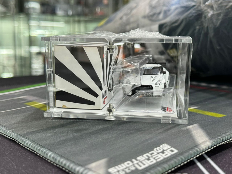 Mini GT Acrylic Box Display WITHOUT CAR - Collectors Qube