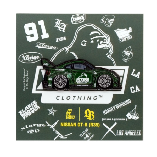 Leen Customs X LBWK Pin Badge GTR XLARGE Green - Collectors Qube