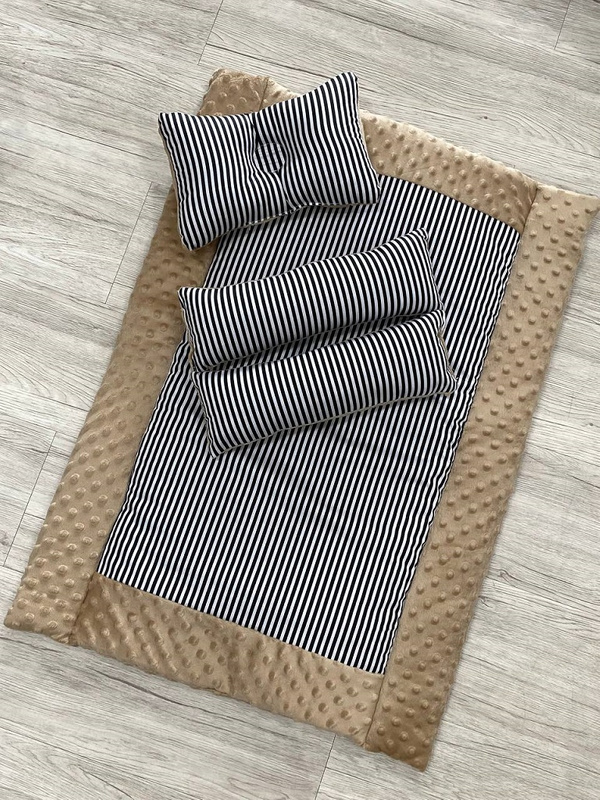 COMFORTER SLEEPING MAT SET : LINES BLACK WHITE + MINKY BROWN - Gosh ...