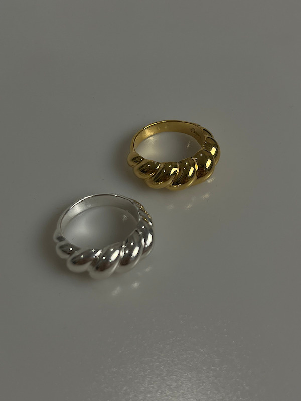 WOOGA - Dancing with Kaia Ring - H I D E