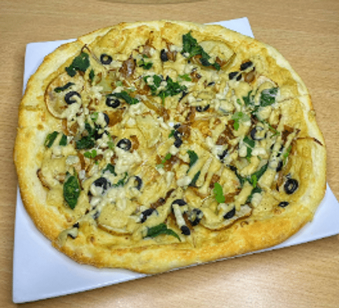 Alfredo Pizza - iVegan Restaurant Ph