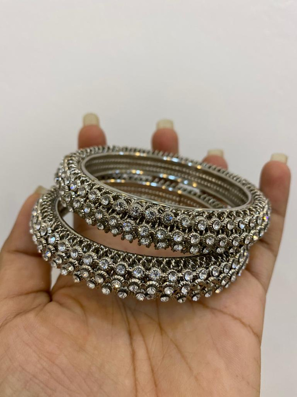 D.NO 021 SILVER - METAL BANGLE - MV SECRET JEWELLERY