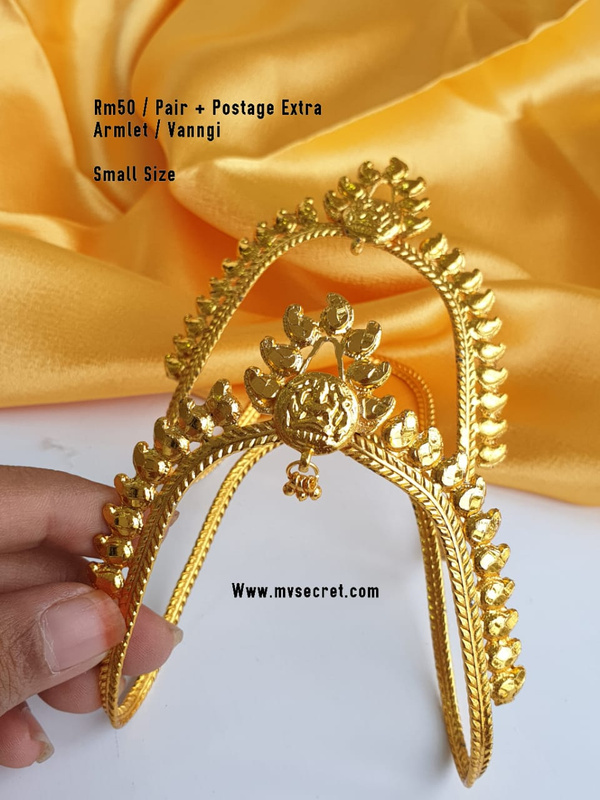 D.NO 012 - GOLD PLATED ARMLET - MV SECRET JEWELLERY