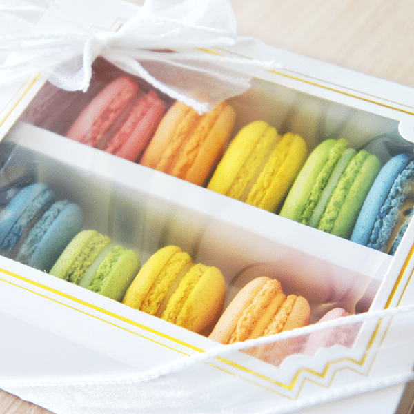 Macaron Gift Box (10 pcs) - Nica Gelateria