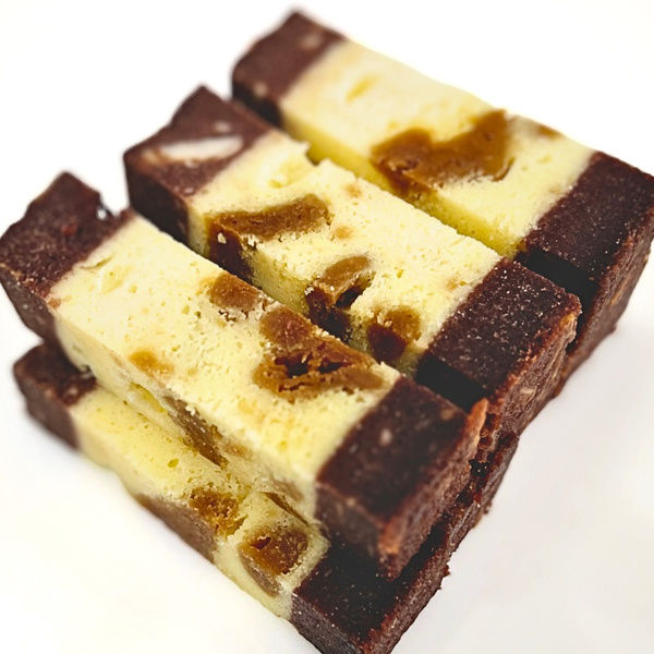 No. 19 Chocolate Cheddar Biscoff Cheese Layer Cake - Nica Gelateria