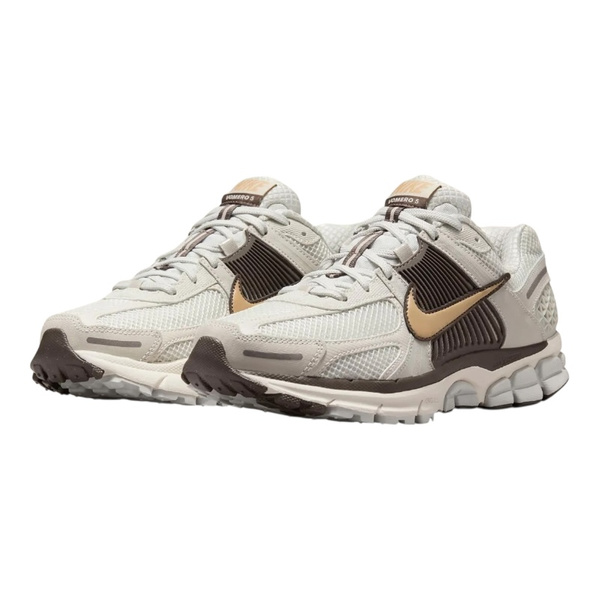 WMNS Nike Vomero 5 JD Light Bone/Sesame-Ironstone (HM9657 001) - Solefied