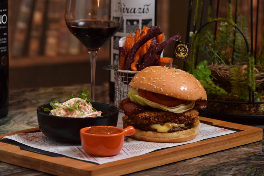Ultimate Burger - The Nest Grill & Lounge