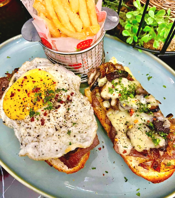 Cheesy Steak Sandwich - The Nest Grill & Lounge