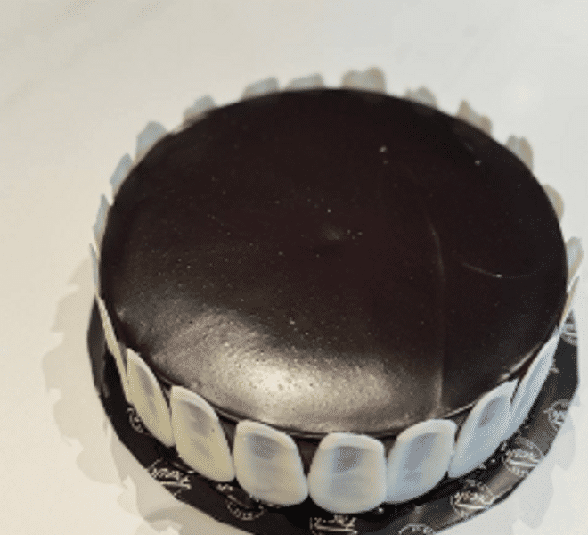 Whole Cake - ChocoIndulgence - The Urban Affairs